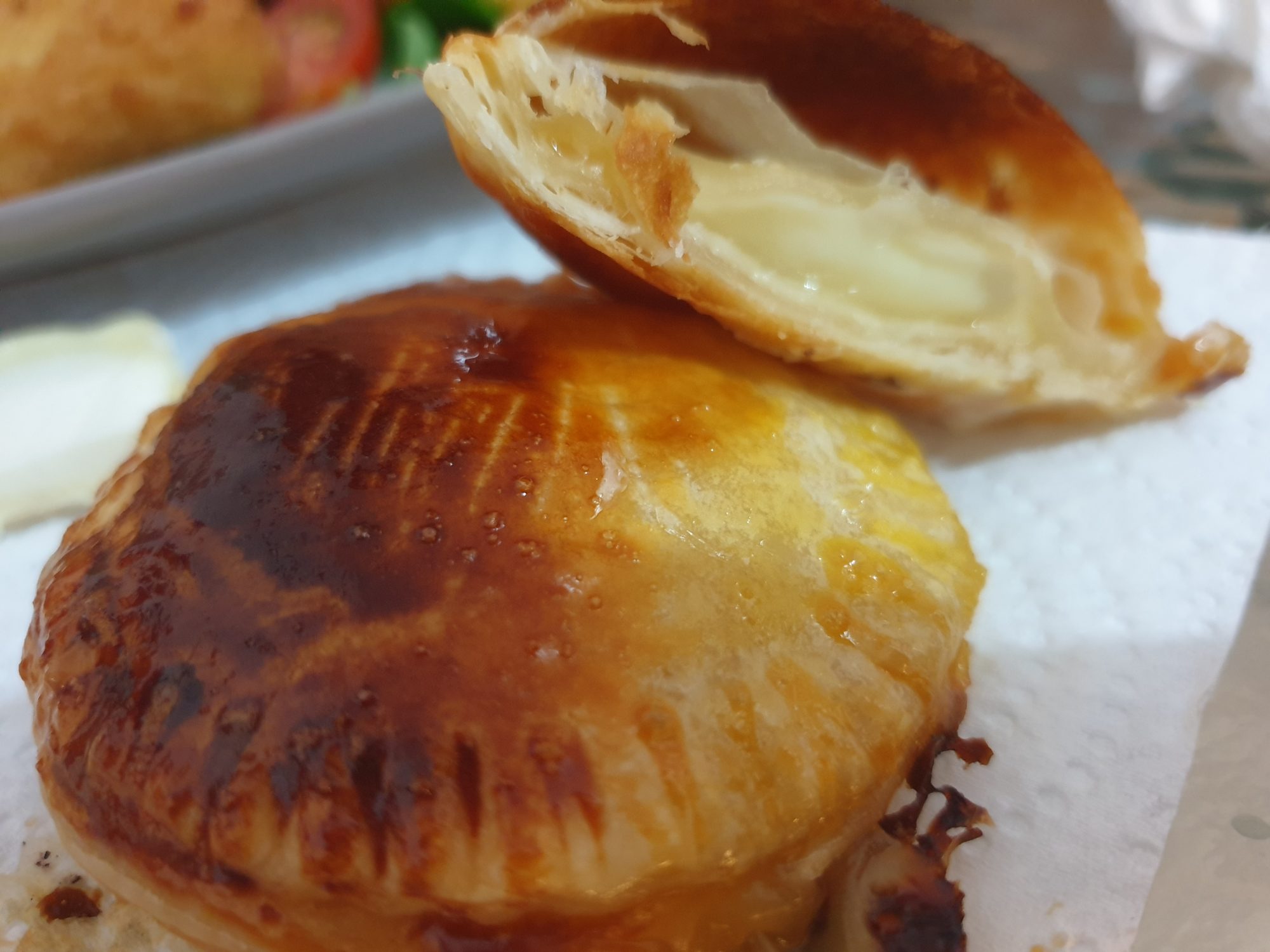 Feuilleté chèvre miel pour une recette simple et gourmande